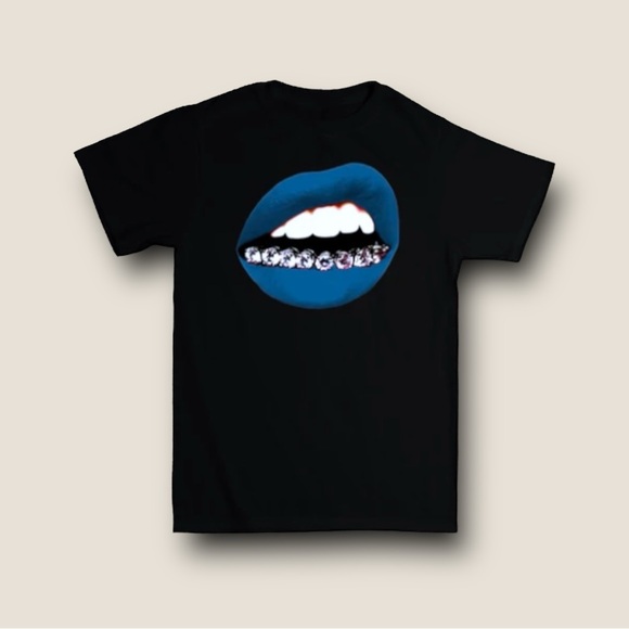 Gildan | Tops | Diamond Grill Blue Lips Design Graphic Tshirt By R Max ...